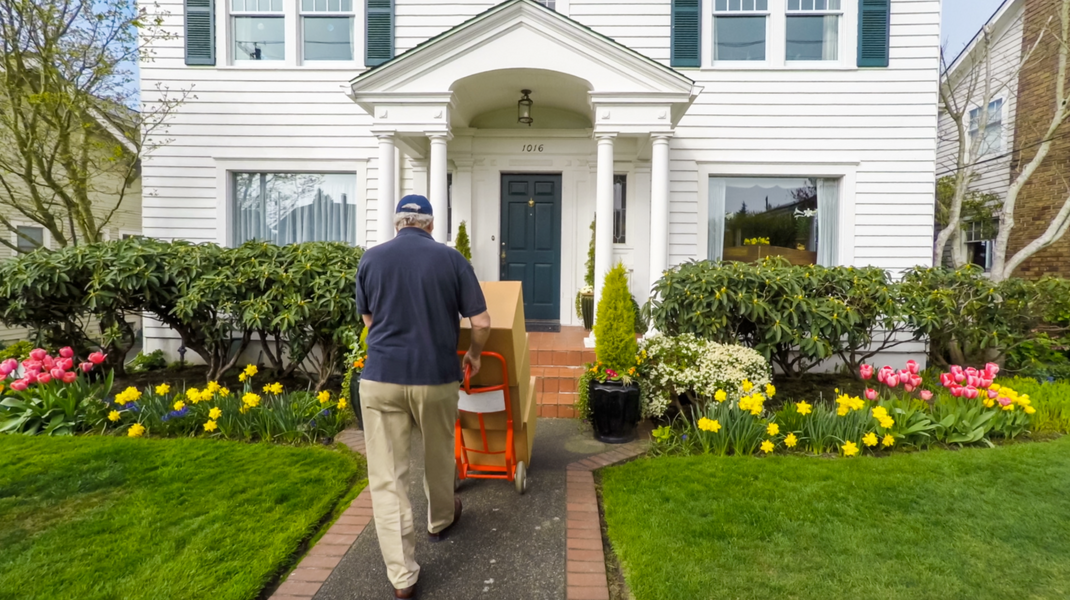 Pick Up and Delivery Info – Levin Furniture